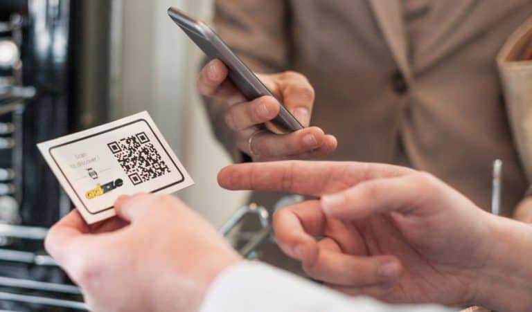 Benefits of QR Code for Marketing Campaigns - Adzze